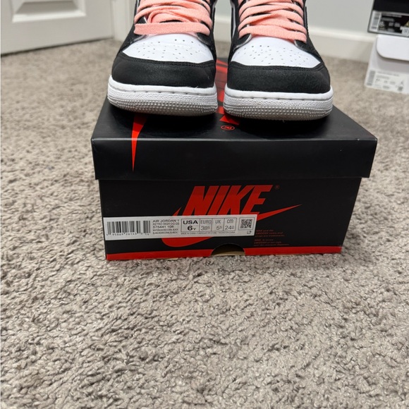 Shoes | Jordan 1s Retro | Poshmark